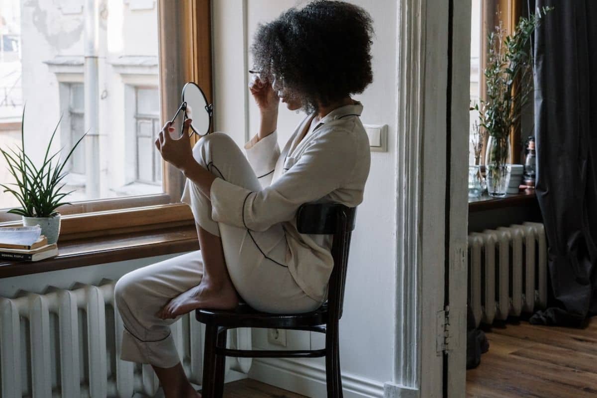 5 Ways to Embrace your Natural Hair Journey - NaturalistaVibes